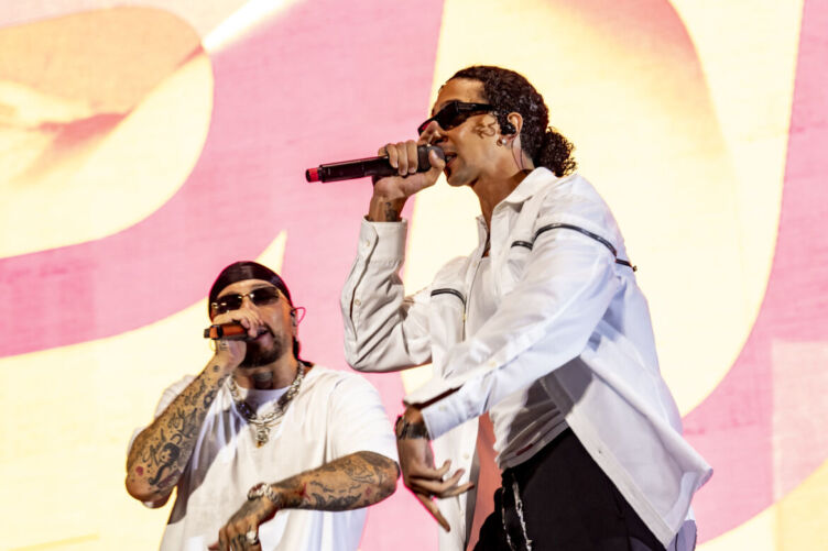 Ippodromo in fiamme per Guè: è ancora Il Ragazzo d'Oro del rap