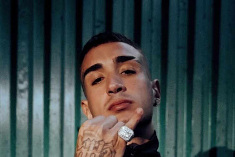 Capo Plaza: il nuovo album sta arrivando, presto fuori Ferite ...